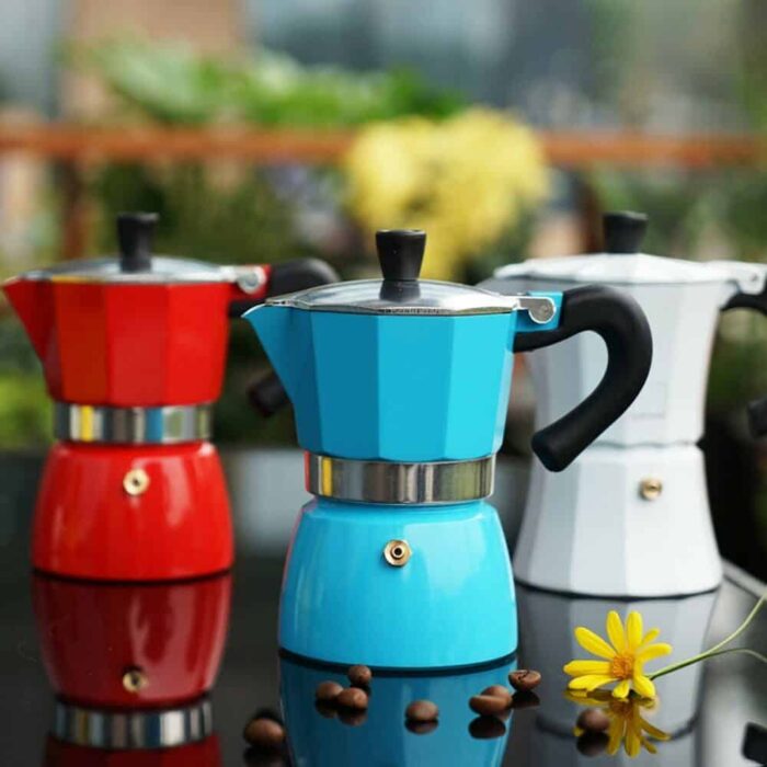เปลี่ยนการชงกาแฟรสขมแบบ Moka Pot ให้เป็นกาแฟที่แสนอร่อย